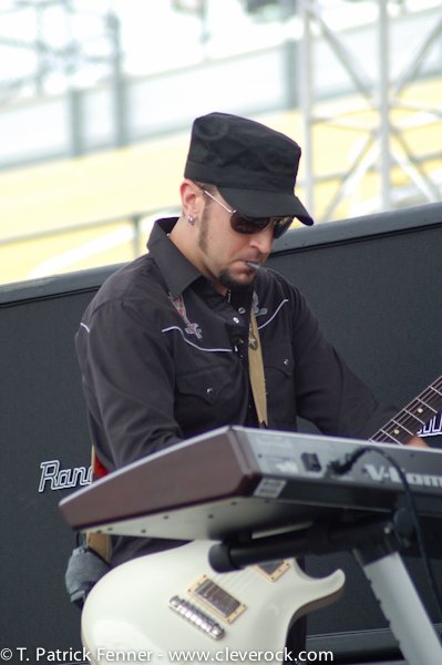 Breaking Benjamin concert photos | Rock on the Range 2007 | Columbus ...