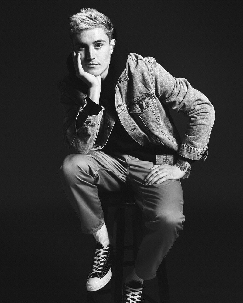 ARTIST BEHIND BAKER MAYFIELD WEDDING SONG SPEAKS WITH CLEVEROCK ...