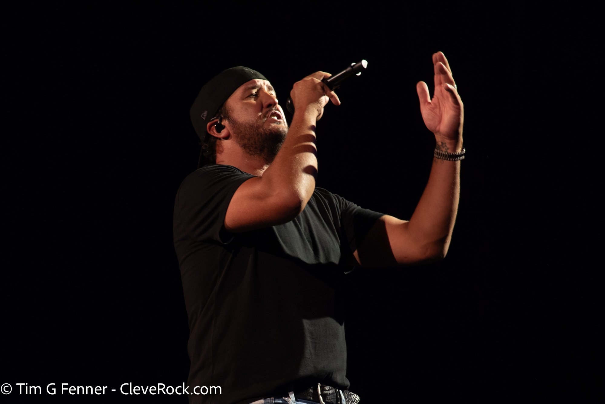 Luke Bryan concert photos | Blossom Music Center | Cuyahoga Falls, OH ...