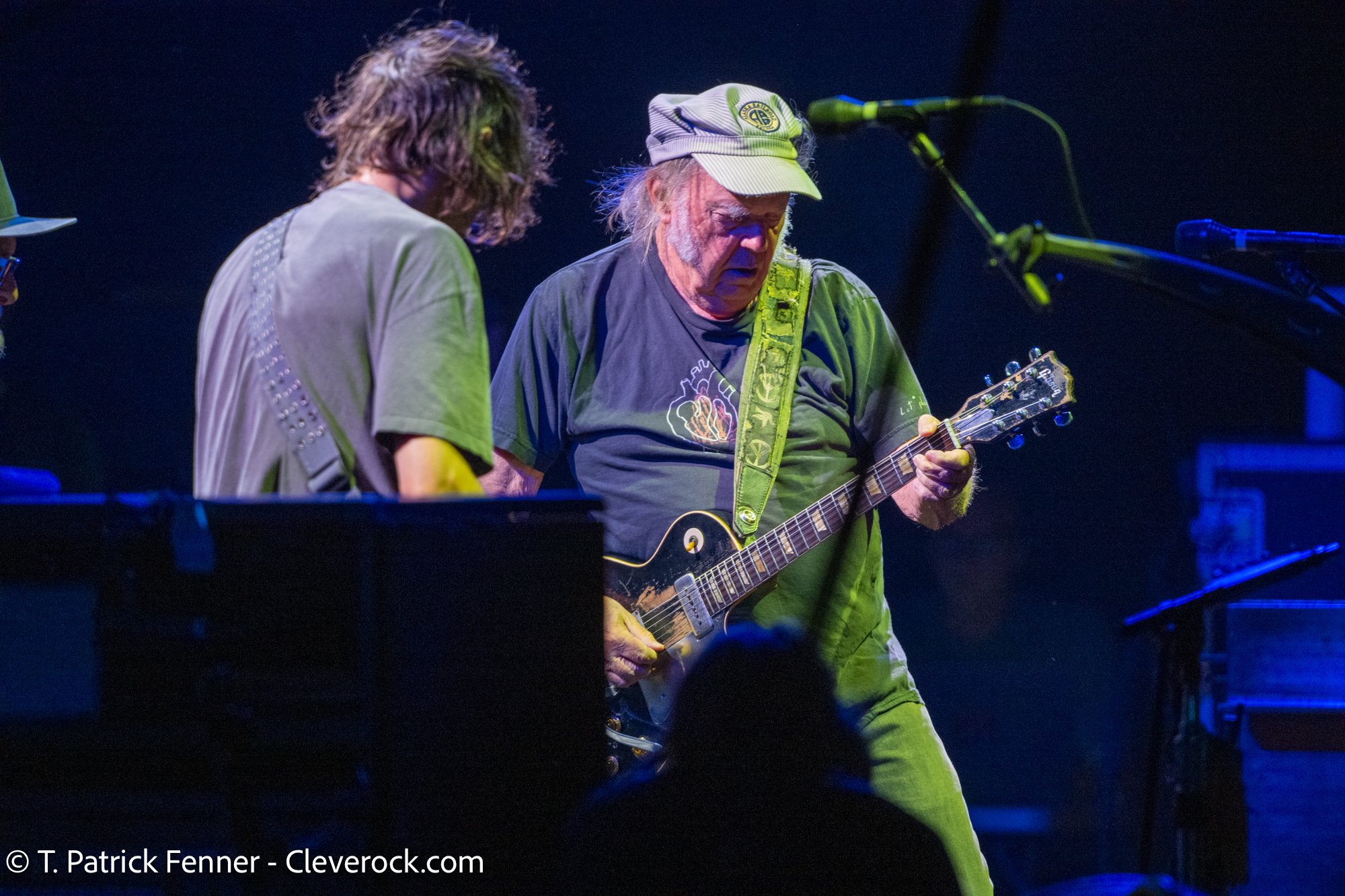 neil young and the chrome hearts concert photos | Blossom Music Center ...