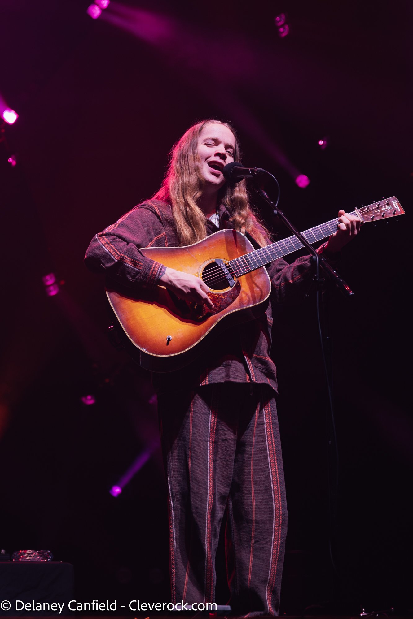 Billy Strings concert photos | PPG Paints Arena | Pittsburgh, PA | 11.08.2025 – CleveRock.com