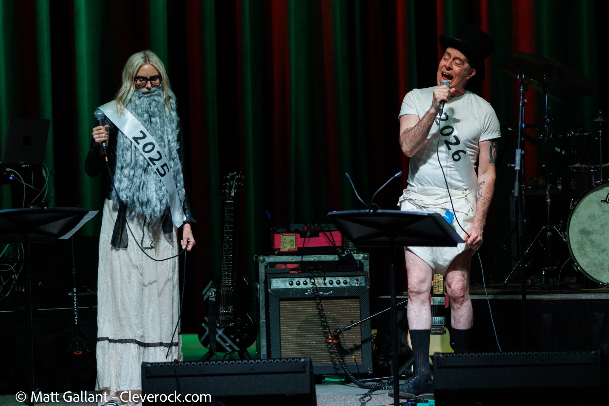 Aimee Mann and Ted Leo concert photos | Agora Theater | Cleveland, OH | 12.08.2025 – CleveRock.com